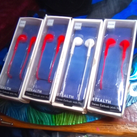 Headphones | 4 Pair Muze Stealth Stereo Earbuds With Mic | Poshmark